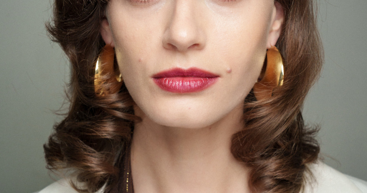 Galerie: Kate Middleton nosí nejdokonalejší ofinu na jaro 2025: Vyzkoušejte retro sestřih ...